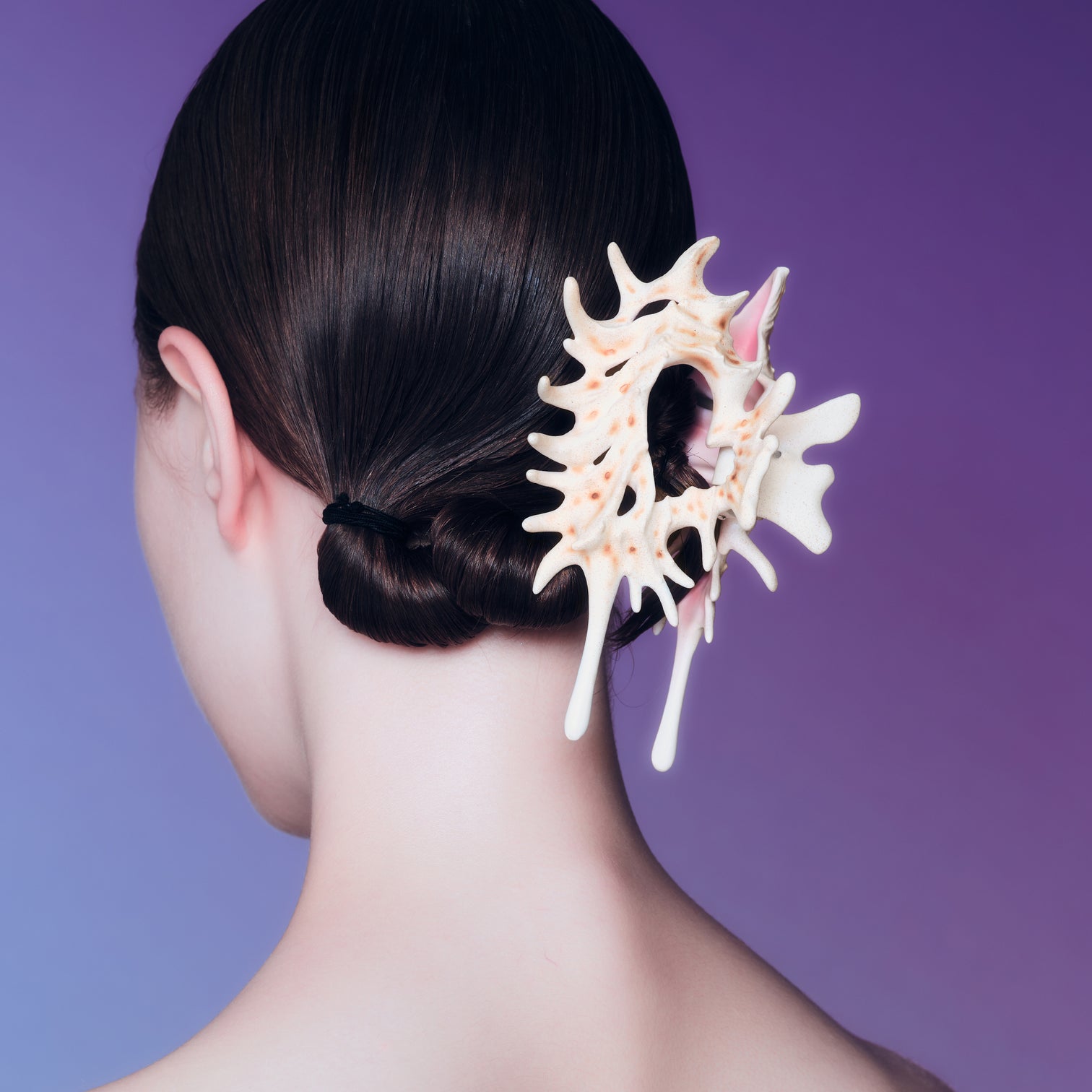 Shell / Conch Hair Claw – YVMIN